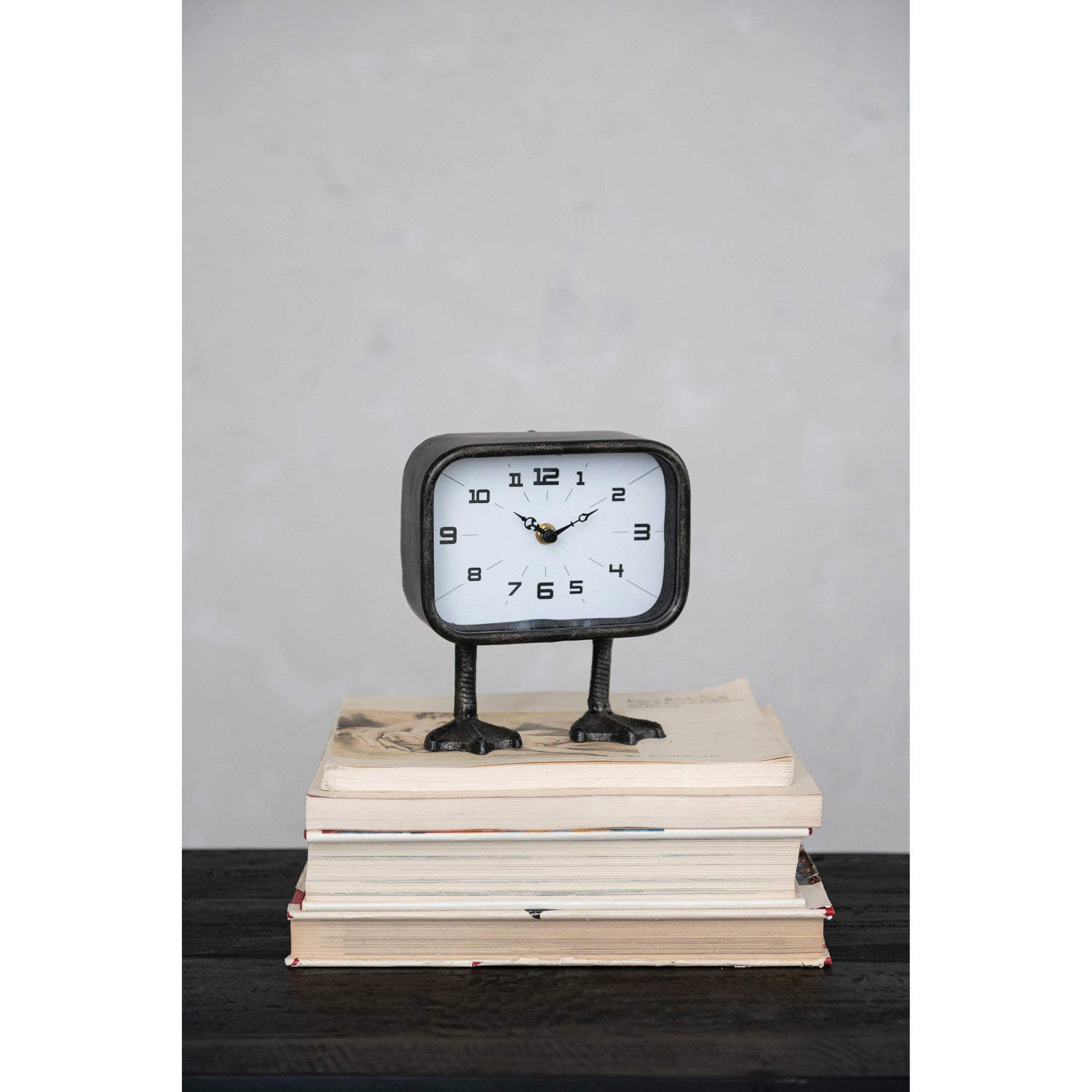 Duck Feet Clock – Whitlyns